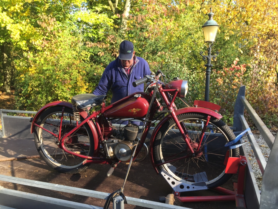 FAMOUS JAMES bike | Dayfox Automobilia